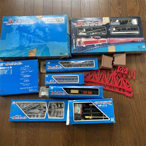 トミースーパーレール セット 寝台車踏切客車dd 51基本レイアウト線路 メルカリ