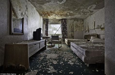 Abandoned Places Wallpapers Wallpapersafari