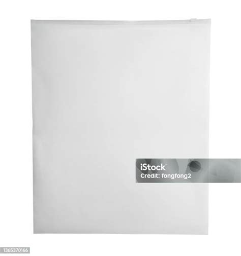 클리핑 경로가 있는 흰색 배경에 분리된 투명 플라스틱 지퍼록 가방 지퍼백에 대한 스톡 사진 및 기타 이미지 지퍼백 흰색 배경 봉투 Istock