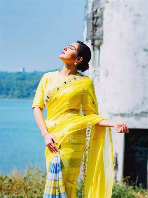 Sara Ali Khans Sunshine Glam In A Yellow Saree Is Unmissable Times