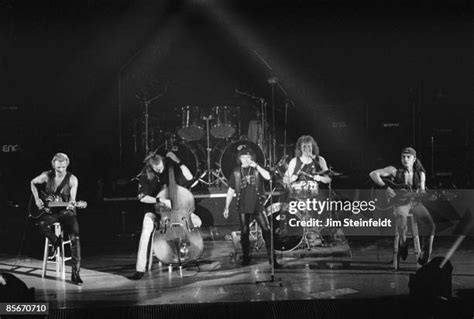Ralph Bass Photos And Premium High Res Pictures Getty Images