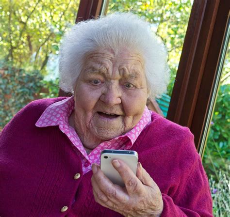 Glava Mi Vrela đavo Je Pali Tvoja Masaža Tako Mi Fali Video