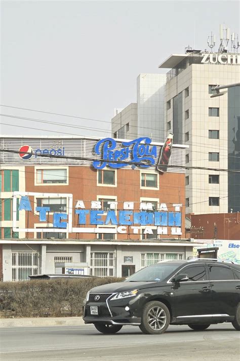 Эргэн Дурсахад Сайхан Энэ байшинг харахаар л социйн үеээ дурсах юмдаа 😍 Хэдэн онд баригдсан