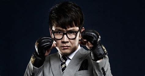 개그맨 윤형빈 격투기 복귀 한일전 승리 무패 사수