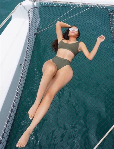 50 Hot And Sexy Photos Of Olivia Pierson 12thblog