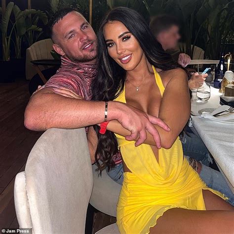 Yazmin Oukhellou Sends Temperatures Soaring Daily Mail Online