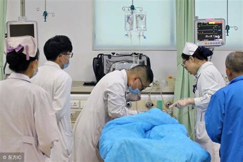 做了两个心脏支架，忌口加锻炼，62岁老人千防万防栽在湿气上