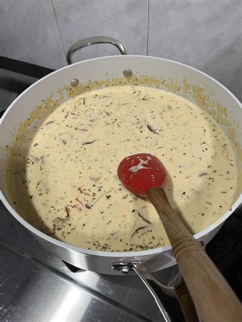 Resepi Spaghetti Carbonara Simple Tuang 2 Sos Ini