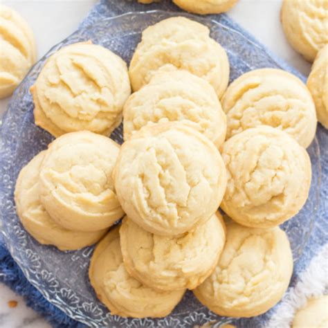 Chocolate Chip Amish Sugar Cookies • The Gold Lining Girl