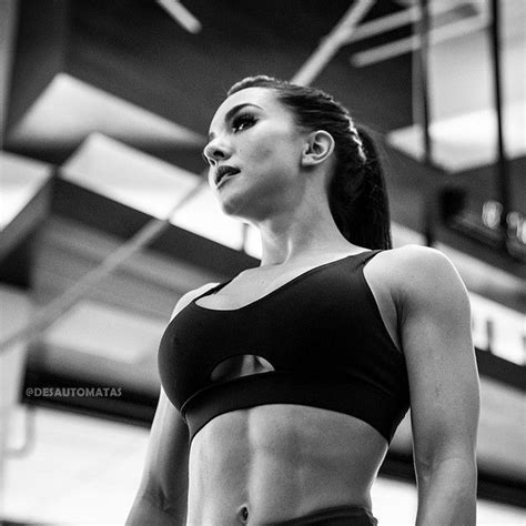 Vanessa Serros Inspiring Fitness Model