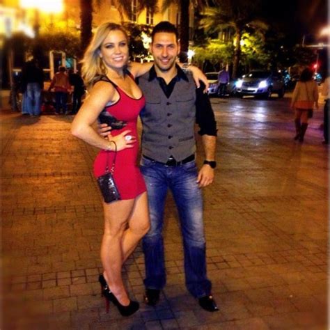Womens Bodybuilding Blog Womens Fitness Female Muscle Lauren Drain