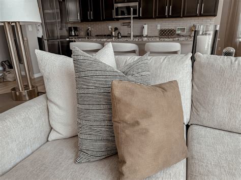 How To Arrange Throw Pillows On A Couch A Step By Step Guide To A Cozy