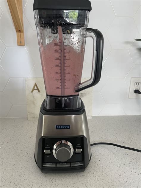 Heres How To Make Hailey Biebers 17 Skincare Smoothie Without