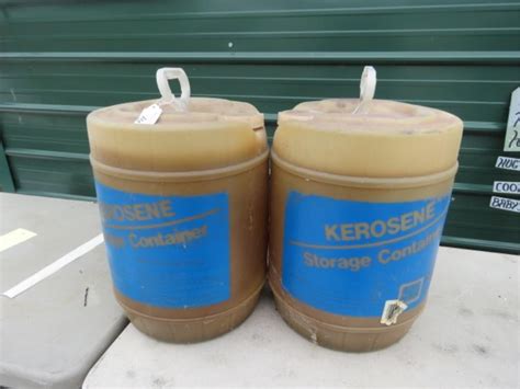 2 Kerosene Storage Containers Live And Online Auctions On