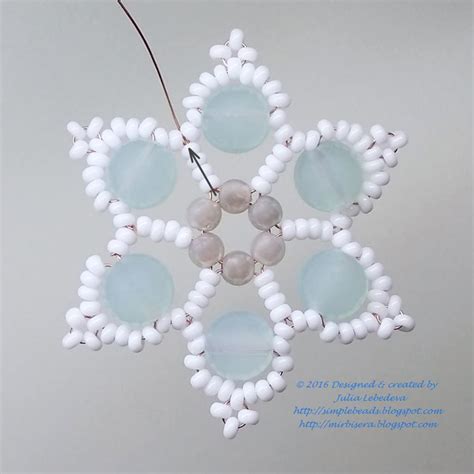 Free Detailed Tutorial On How To Make A Snowflake Out Of Different