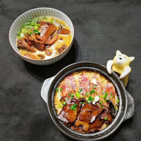 【牛肝菌腊味煲仔饭的做法步骤图，怎么做好吃】苹果狗下厨房