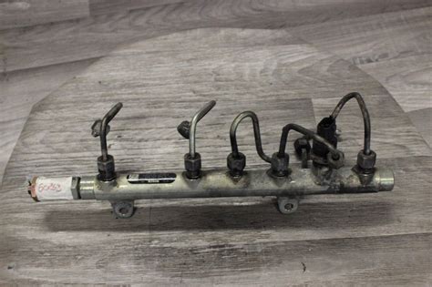 Common Rail Rampe Injection Haute Pression Renault 19 Dci 8200347176