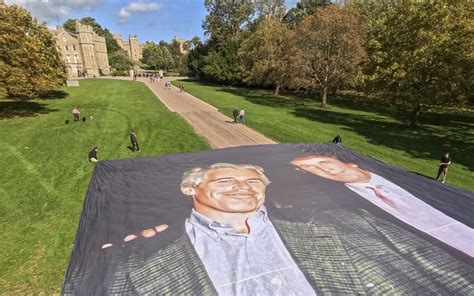 Protesters Beam Jeffrey Epstein Video At Windsor Castle Before Donald