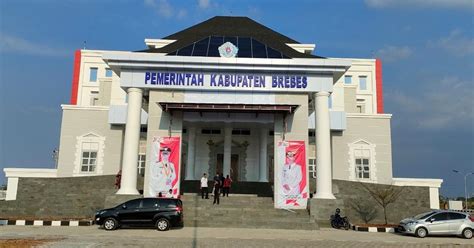 Belum Selesai 100 Bangunan Gedung Kpt Brebes Diresmikan Bupati