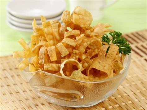 Pastikan Menghadirkan 5 Resep Kue Bawang Renyah Nan Gurih Untuk Camilan