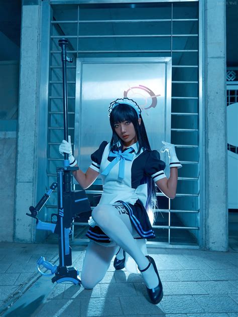 Korean Cosplayer Karin Kakudate Blue Archive
