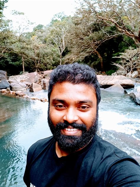 dinesh anuruddha medium