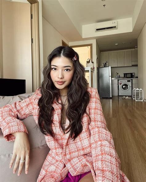 Kerap Dipuji Cantik Meski Riasannya Simple Selebgram Putri Setiawan Bocorkan Rahasianya