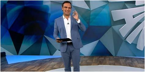Tadeu Schmidt entra às pressas na Globo notícia cruel Brutal