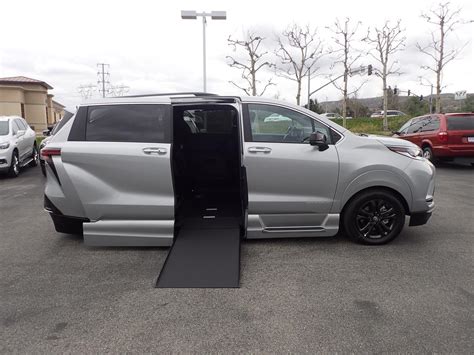 New 2024 Toyota Sienna Celestial Silver Metallic In Anaheim Ca