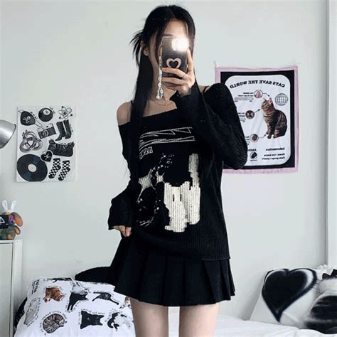 유니크🖤y2k3col 레옹 루즈핏 고양이 프린팅 시스루 그물 니트 고양이티셔츠 언발숄더 오프숄더니트 보트넥 여름니트 여리힙 스트릿룩