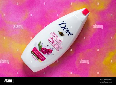 Bottle Of Dove Pomegranate And Verbena Scent Body Wash Bodywash