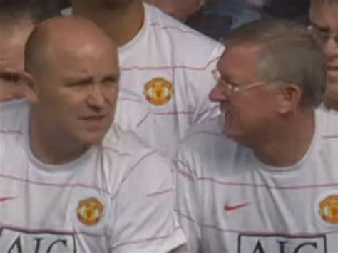 前曼联助教费兰：当初以为踩爆气球事件会让弗格森炒了我腾讯新闻