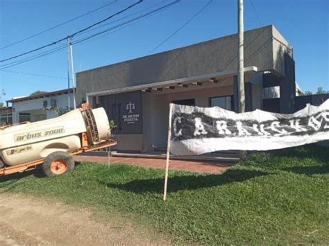 Citricultores Se Manifestaron Con Un Tractorazo Contra Abogados En Chajarí