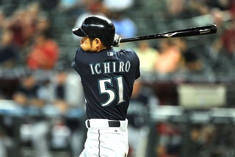 Ichiro Suzuki Leaves The Yankees And Settles For Miami Marlins HD