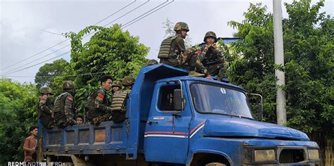 Khit Thit Media စစ်ကောင်စီခန့် ဝန်ကြီးနှင့် ဝန်ကြီးချုပ်များ၏ အဆောင်အယောင် ကားများ အတွက် စက