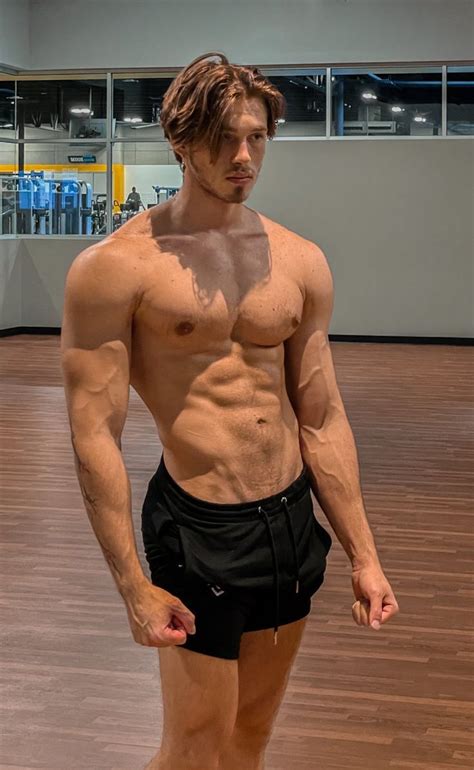 Muscle Abs Muscle Fitness Stripped Shirt Shirtless Men Chase Hot