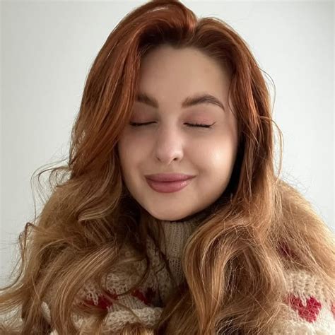 𝓐𝓵𝓲𝓼𝓼𝓪🫧 Alissa Kisold • Threads Say More