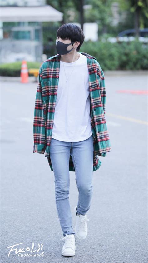 빅스 레오 오늘자 기사 사진 기럭지비율 스퀘어 카테고리
