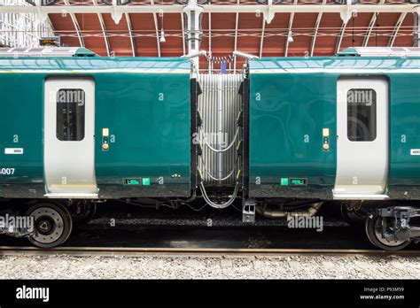 Hitachi Class 800 Intercity Express Locomotive Train At Paddington