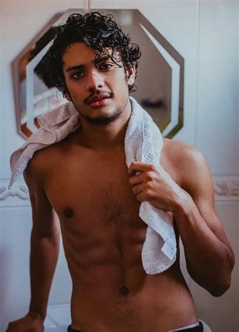 Gabriel Santana Pelado fotos do bbb23 nú GAROTOS DOTADOS Brasil