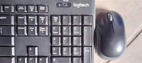 Logitech Wireless Mouseandkeyboard Combo Computers And Tech Parts And Accessories Computer Keyboard