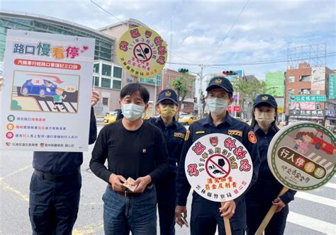 四季交安勤宣導 雲警守護路口保平安