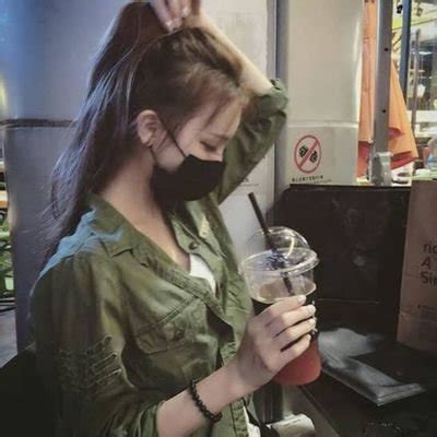 Jesper on Twitter นวเปนอะไรหรอคะนวเบยดหรอคะแลวกการพมพ คะ คะ กรณาใชใหถกดวยเนอ