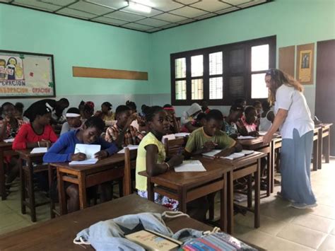 De CelebraciÓn En Evinayong Fundación Siempre Adelante
