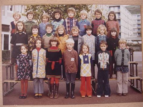 Photo De Classe Ce1 De 1976 Ecole Pierre Et Marie Curie Copains Davant