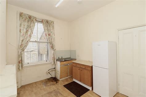 Ifield Road Sw10 Radstock Property