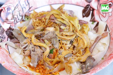 မန္တလေးမြို့က နှစ် ၄၀ သက်တမ်းရှိ ဒေါ်တော မုန့်တီ