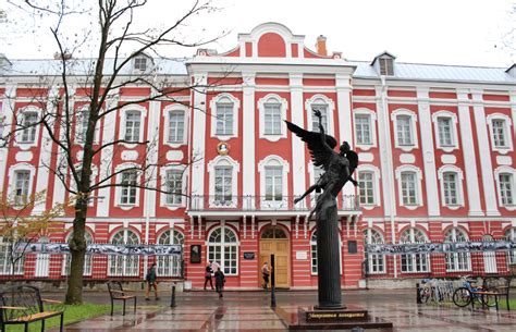 Здание 12 Коллегий В Санкт Петербурге Фото – Telegraph