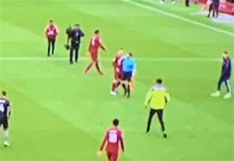 Football Tweet ⚽ On Twitter What Happened 🤔