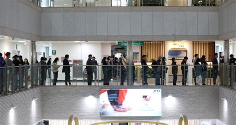 사전투표율 둘째 날 부산 오전 10시 1786 21대보다 372p↑ 파이낸셜뉴스
